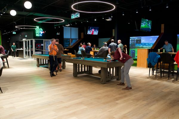 19TH HOLE INDOOR GOLF & SOCIAL - Updated October 2024 - 20 Photos ...