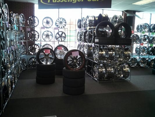 RAW WHEELS & TIRES - Updated May 2025 - 16 Photos - 8345 Florida Blvd ...