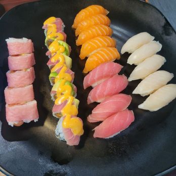 SUSHI LOVER - Updated December 2025 - 26 Photos & 12 Reviews - 2605 ...