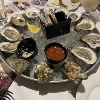 HALF SHELL OYSTER HOUSE - Updated August 2025 - 409 Photos & 330 ...