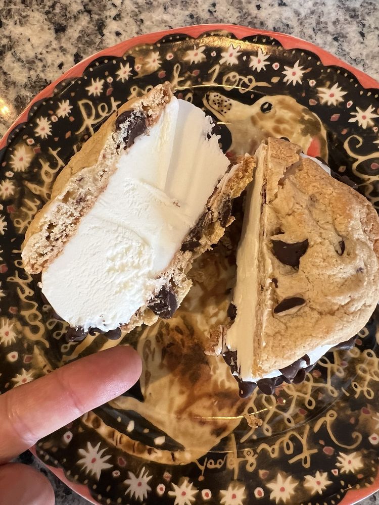 DAIRY QUEEN STORE - Updated December 2025 - 130 Photos & 13 Reviews ...