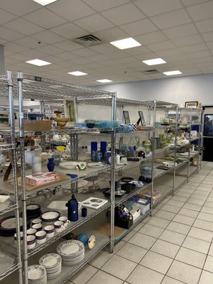 GOODWILL NYNJ STORE & DONATION CENTER - Updated December 2025 - 14 ...