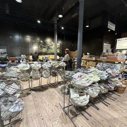 MUJI SOHO - Updated August 2025 - 118 Photos & 308 Reviews - 455 ...