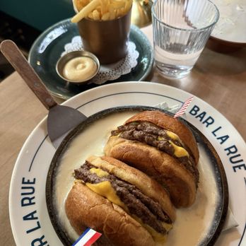 BAR LA RUE - Updated June 2025 - 275 Photos & 126 Reviews - 820 W ...