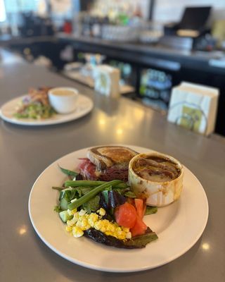 ONE BISTRO - Updated June 2026 - 196 Photos & 205 Reviews - 1125 Boston ...