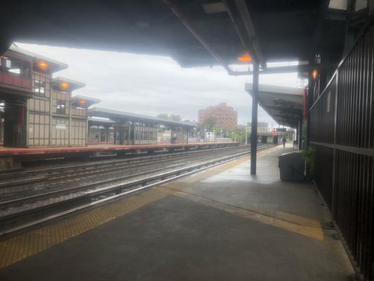 LIRR WOODSIDE STATION - Updated February 2025 - 47 Photos & 26 Reviews ...