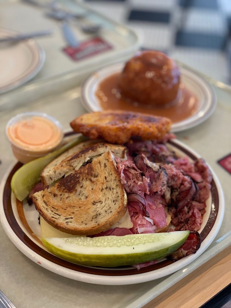 MANNY’S CAFETERIA AND DELICATESSEN - 1303 Photos & 1228 Reviews - 1141 ...