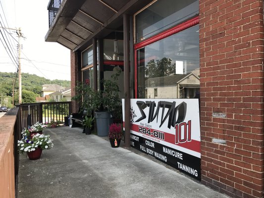 STUDIO 101 SALON - 12 Photos - 1290 Richwood Ave, Morgantown, West ...
