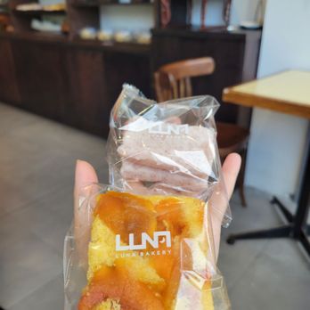 LUNA BAKERY - Updated August 2024 - 90 Photos & 17 Reviews - 5376 Yonge ...