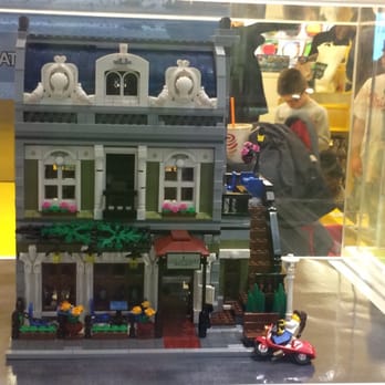THE LEGO STORE - Updated January 2026 - 31 Photos & 13 Reviews - 2500 N ...