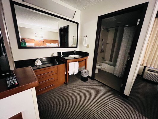 HYATT PLACE FORT WORTH/HURST - Updated August 2025 - 187 Photos & 74 ...