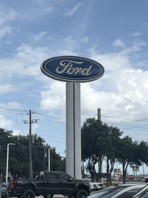 AUTONATION FORD GULF FREEWAY - Updated December 2025 - 65 Photos & 283 ...