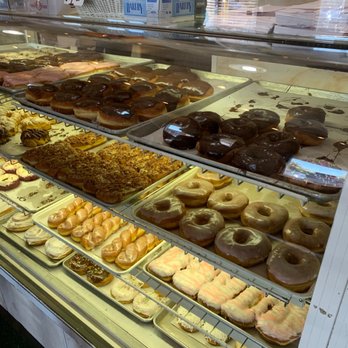 CALUMET BAKERY - 220 Photos & 219 Reviews - 18349 Torrence Ave, Lansing ...