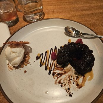 EARLS KITCHEN + BAR - Updated May 2025 - 269 Photos & 171 Reviews ...