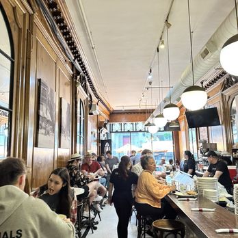 CAFE BONJOUR - Updated July 2024 - 981 Photos & 866 Reviews - 55 Temple ...