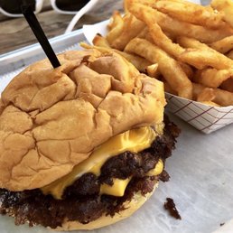 MAC’S LOCAL EATS - 523 Photos & 552 Reviews - 5656 Oakland Ave, St ...