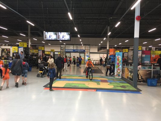 DÉCATHLON BROSSARD - Updated January 2026 - 30 Photos & 24 Reviews ...