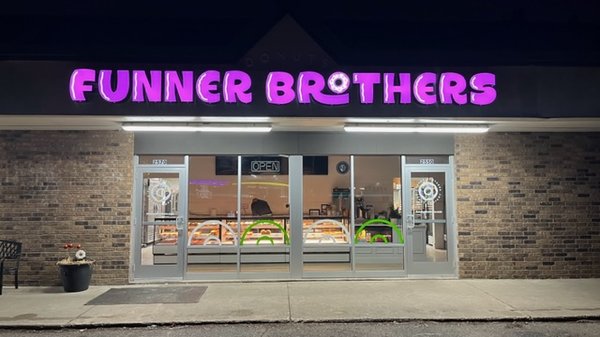 FUNNER BROTHERS DONUT COMPANY - 18 Photos - 2570 Hillsboro Ave N ...