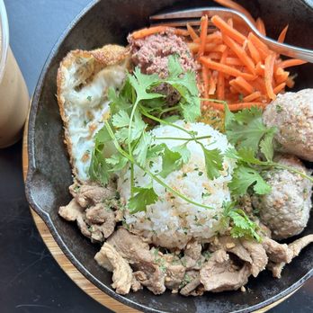 CAFE OPLA - Updated July 2025 - 543 Photos & 361 Reviews - 2200 Alaskan ...