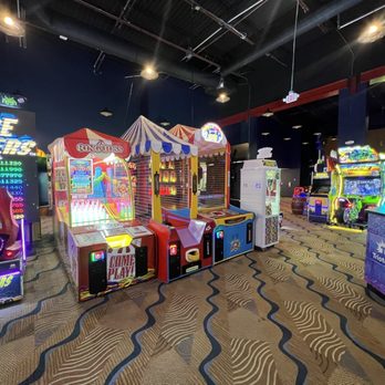 1UP ENTERTAINMENT + SOCIAL - Updated December 2025 - 117 Photos & 50 ...