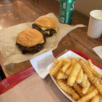 HAMBURGER PROJECT - Updated May 2025 - 64 Photos & 49 Reviews - 808 ...