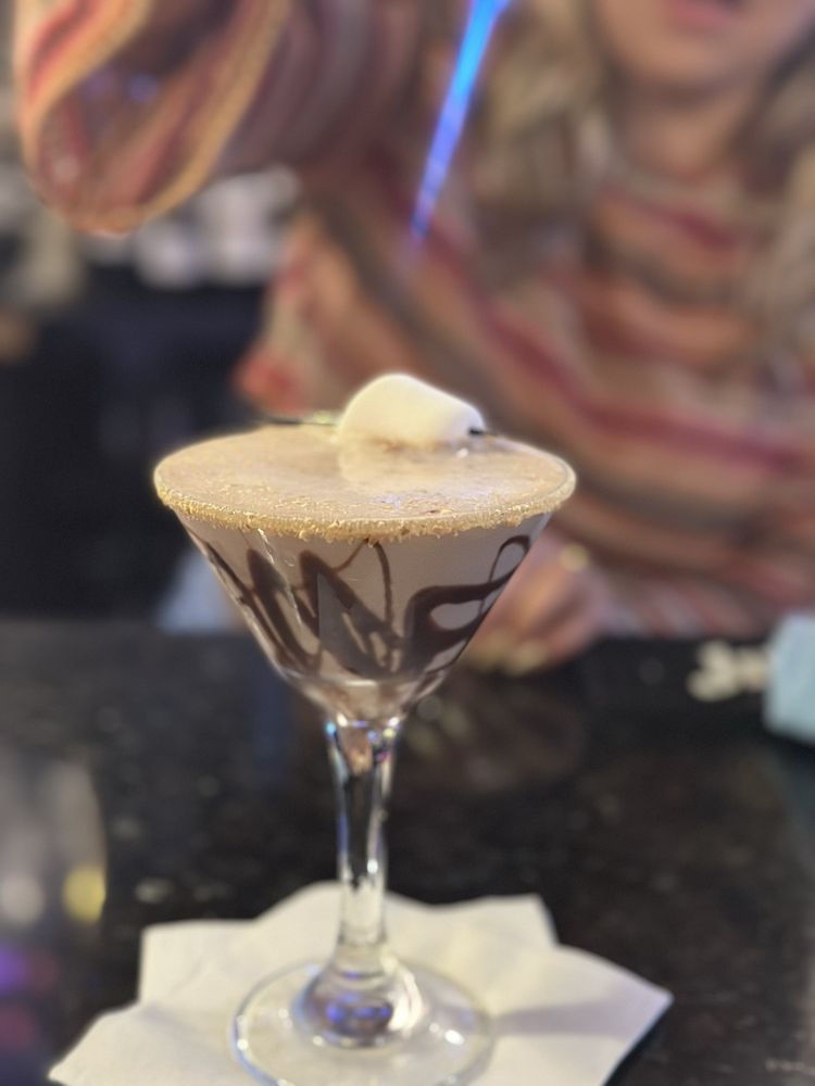 SPLASH MARTINI BAR - Updated April 2026 - 50 Photos & 49 Reviews - 134 ...