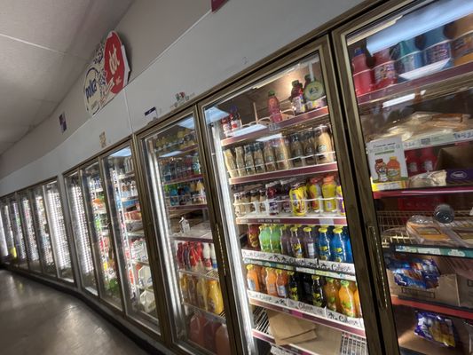 SAM’S MARKET AND MEATS - Updated August 2025 - 1532 E 35th St ...