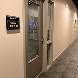 EDGEWORKS CLIMBING - BEL-RED - Updated March 2025 - 20 Photos - 1645 ...