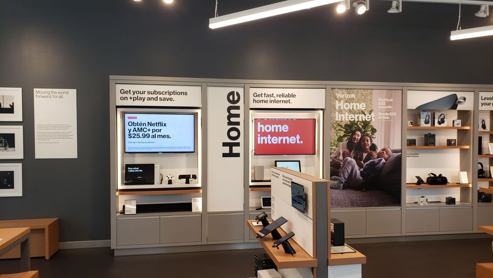 VERIZON - Updated May 2025 - 14 Photos - 13705 W Sunrise Blvd, Sunrise ...