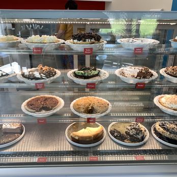 FIREMAN DEREK’S BAKE SHOP - Updated 2024 - 138 Photos & 76 Reviews ...