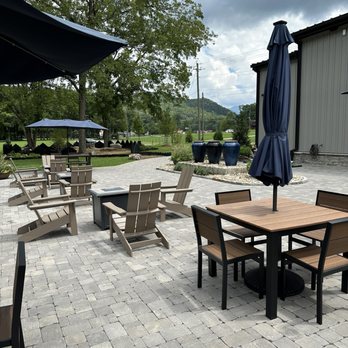 COMPANY DISTILLING - Updated November 2025 - 98 Photos & 49 Reviews ...