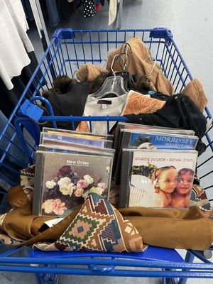 GOODWILL RETAIL STORE AND DONATION CENTER - Updated December 2025 - 34 ...