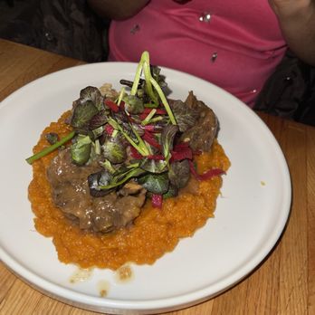 AMINA - Updated January 2026 - 707 Photos & 266 Reviews - 1102 ...