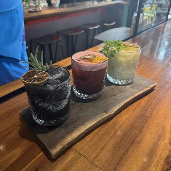 OUTPOST - 980 Photos & 454 Reviews - Boulevard Paseo de la Marina 11 ...