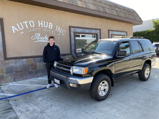 AUTO HUB - Updated May 2026 - 33 Photos & 46 Reviews - 2830 E Miraloma ...