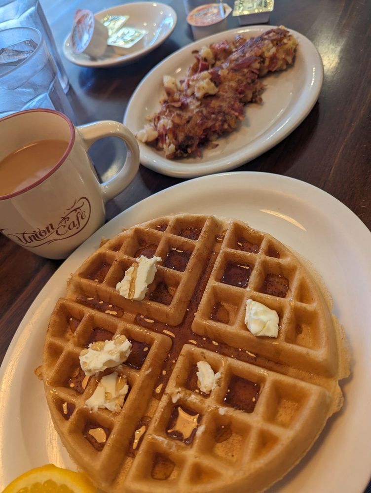 UNION CAFE - Updated June 2025 - 152 Photos & 174 Reviews - 1725 Union ...