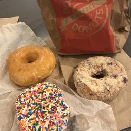 DO-RITE DONUTS & CHICKEN - 1935 Photos & 1411 Reviews - 233 E Erie St ...