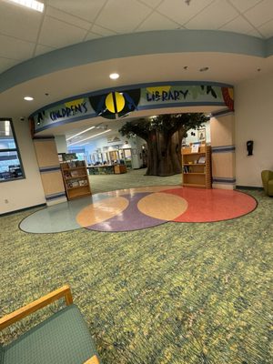 DELTONA REGIONAL LIBRARY - Updated August 2025 - 32 Photos - 2150 ...