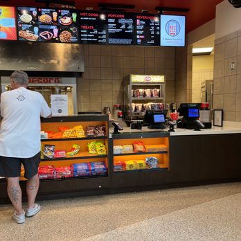 AMC LEGENDS 14 - Updated October 2025 - 58 Photos & 75 Reviews - 1841 ...