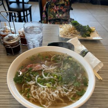 PHO 92 DIA - Updated December 2024 - 476 Photos & 505 Reviews - 6691 ...