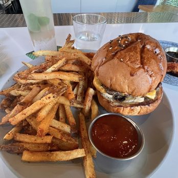 YELLOWBELLY - Updated December 2024 - 1339 Photos & 566 Reviews - 4659 ...