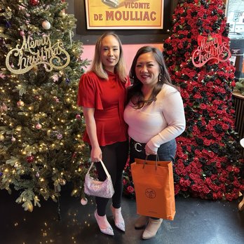 CHAMPAGNE POETRY - Updated January 2026 - 125 Photos & 53 Reviews ...