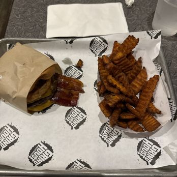 GRINDHOUSE KILLER BURGERS - Updated April 2025 - 480 Photos & 427 ...