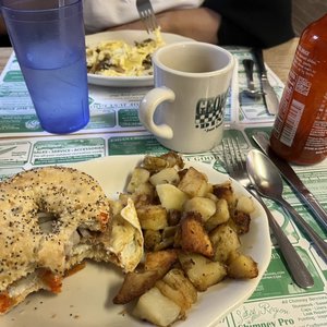 BACK BAY BOATHOUSE - 23 Photos - 51 Mill St, Wolfeboro, New Hampshire ...