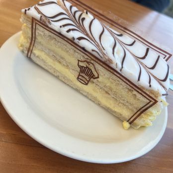 DÉLICE BAKERY & CAFÉ - Updated May 2024 - 316 Photos & 228 Reviews ...