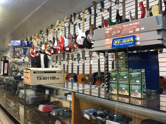 AAA GUN AND PAWN SHOP - Updated April 2026 - 20 Photos & 40 Reviews ...