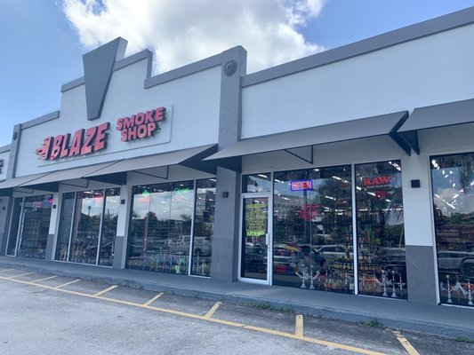 BLAZE SMOKE SHOP - Updated December 2025 - 25 Reviews - 12460 Biscayne ...