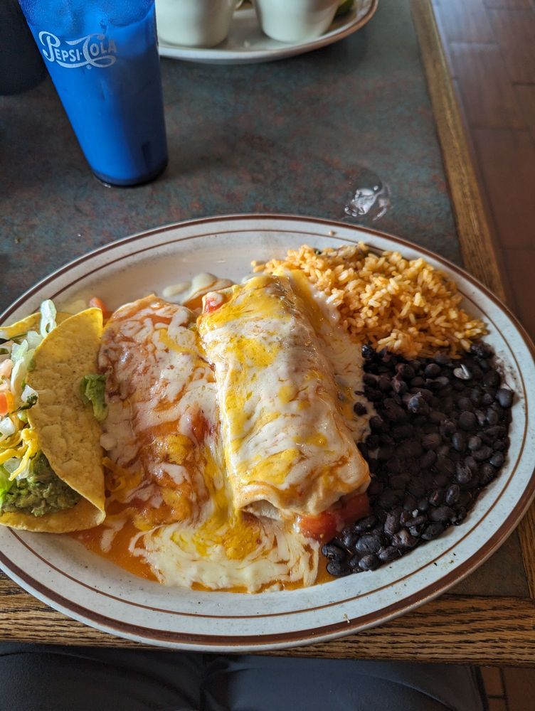 DEL RIO RESTAURANT - 35 Photos & 129 Reviews - 701 E Market St ...