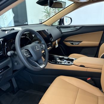 BELL LEXUS NORTH SCOTTSDALE - Updated July 2025 - 416 Photos & 674 ...