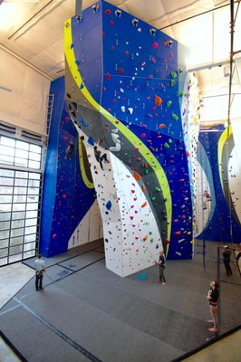 FIRST ASCENT CLIMBING AND FITNESS PEORIA - Updated August 2025 - 17 ...